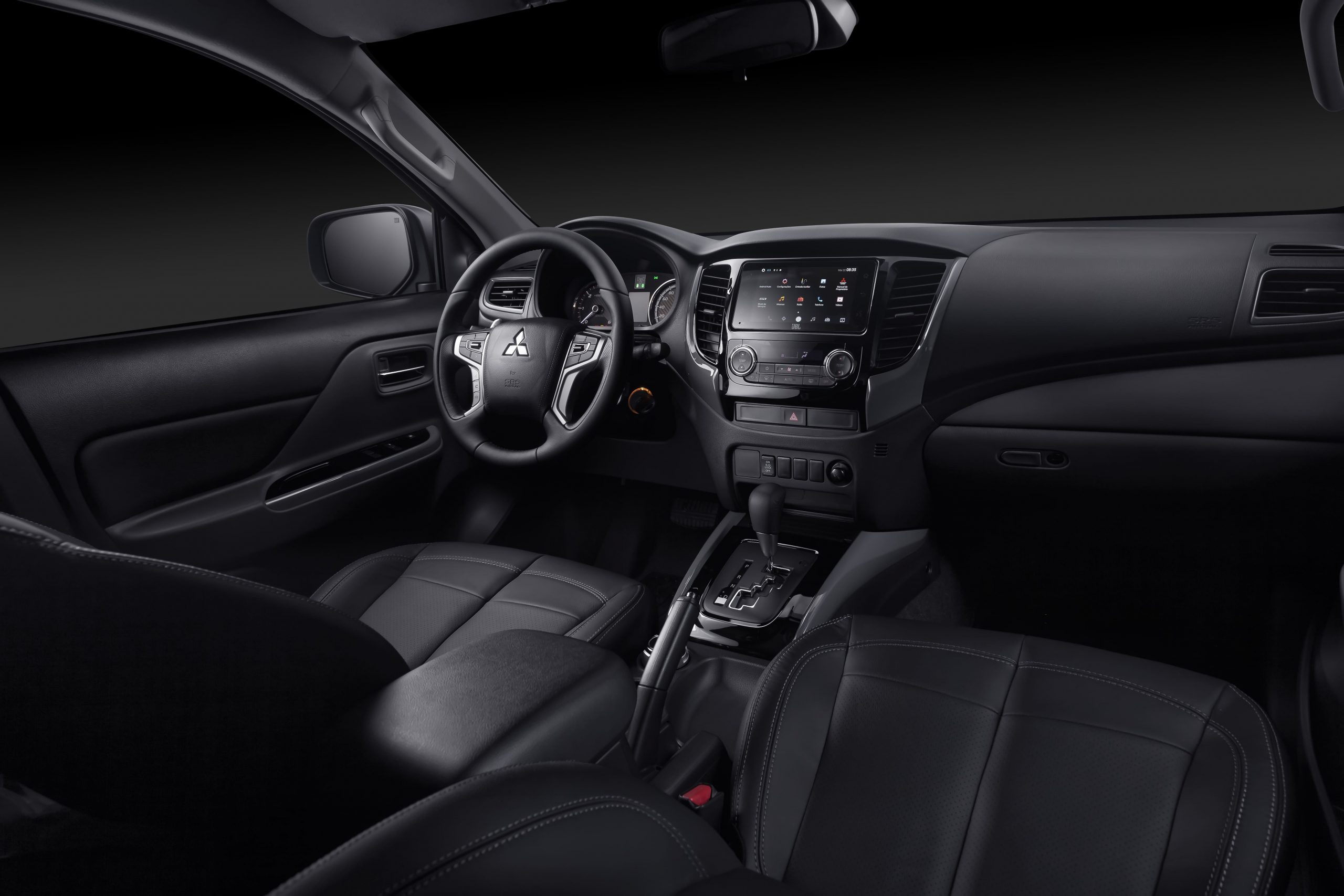 Mitsubishi L200 Triton ganha a série especial Motorsports – Carro e motos