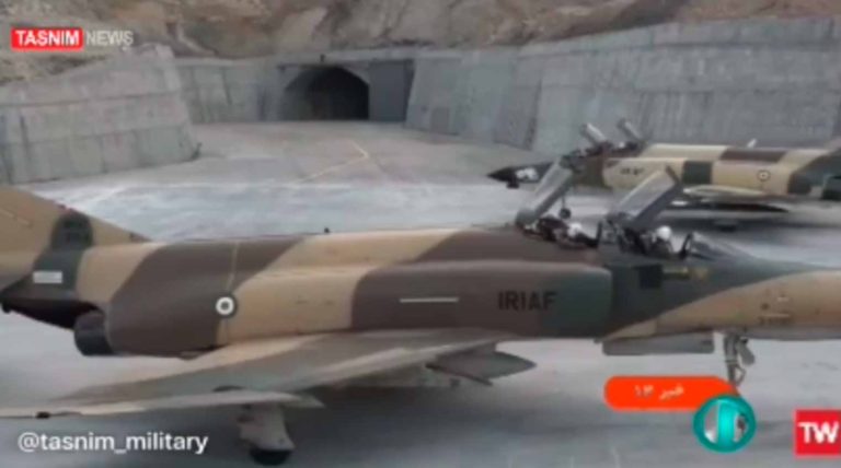 Vídeo da Força Aérea do Irã revela sua primeira base aérea subterrânea ...