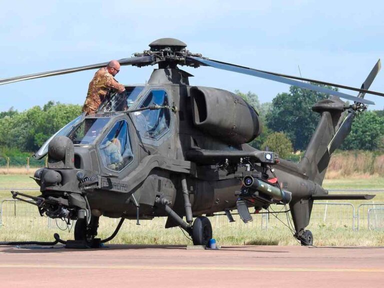 Discover the A129 Mangusta, the First Fully Developed Western European ...