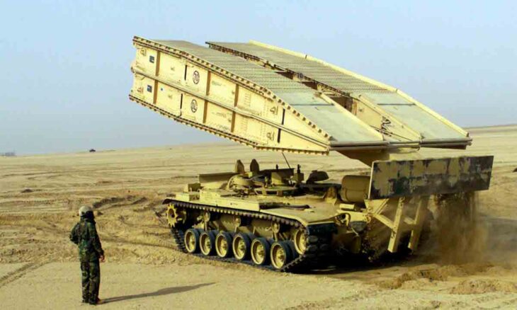 Ukraine Receives M60 Patton Tanks Equipped with Folding Bridges - Carro ...