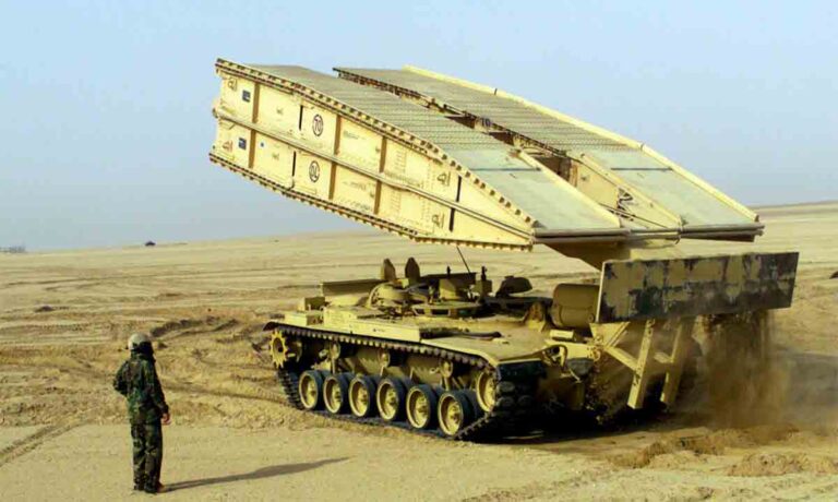 Ukraine Receives M60 Patton Tanks Equipped with Folding Bridges – Carro ...