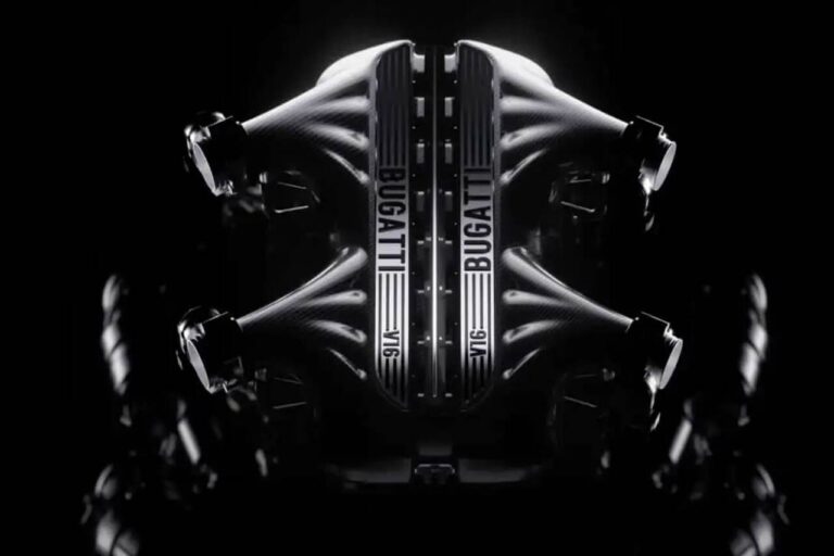 Video: Bugatti Reveals Images of Its New V16 Engine - Carro e motos