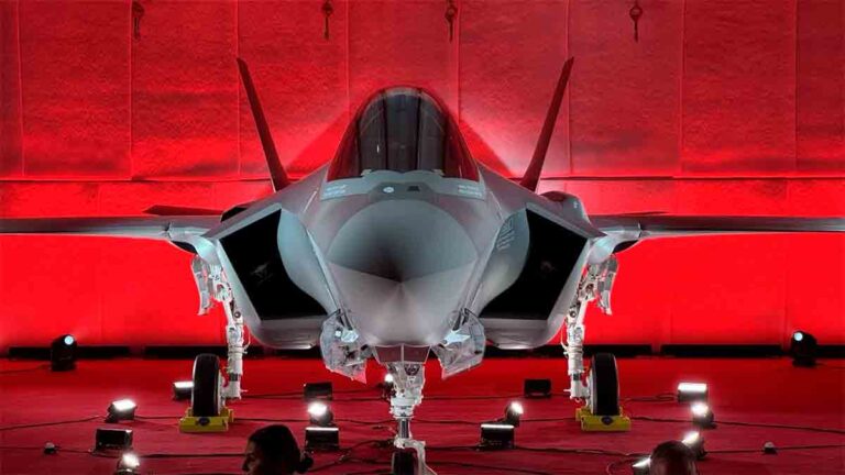 Video: First Polish 5th Generation Fighter Jet Unveiled in Texas ...