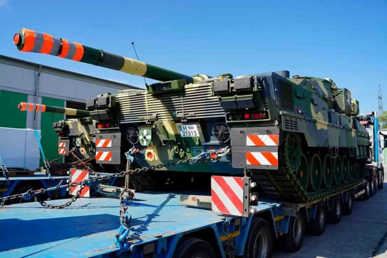 Hungary Receives New Leopard 2A7HU Tanks - Carro e motos