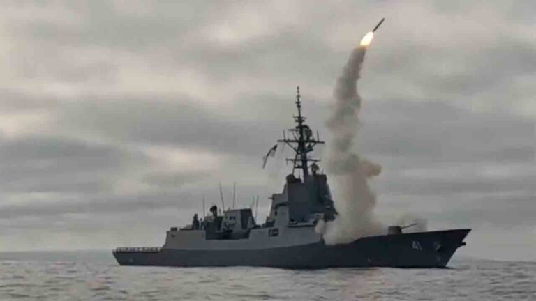Video: Australia Melakukan Uji Coba Berhasil dengan Rudal Tomahawk dan ...