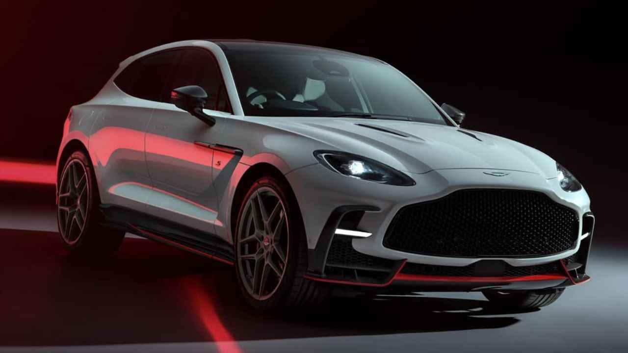 DBX S 2026: Il SUV più potente di Aston Martin punta sulla leggerezza e su un motore da 717 CV ...