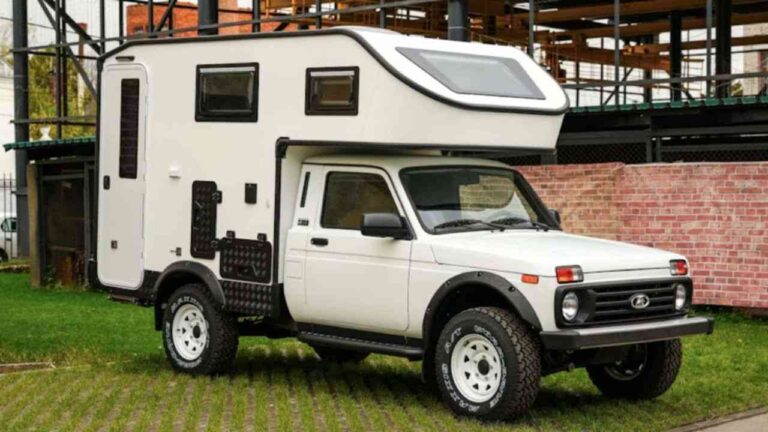 Lerne den Lada Niva Camper kennen: kompakter russischer Wohnmobil mit Allradantrieb und ...