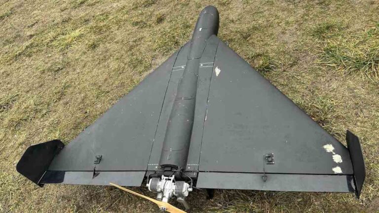 Die Ukraine startet die Produktion der neuen Mehrzweckdrohne „Batyar ...