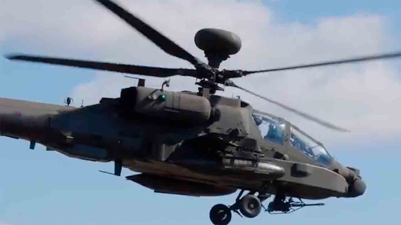 Video: AH-64 Apache Inggris Tembakkan Rudal Hellfire di Finlandia untuk Pertama Kalinya - Carro ...