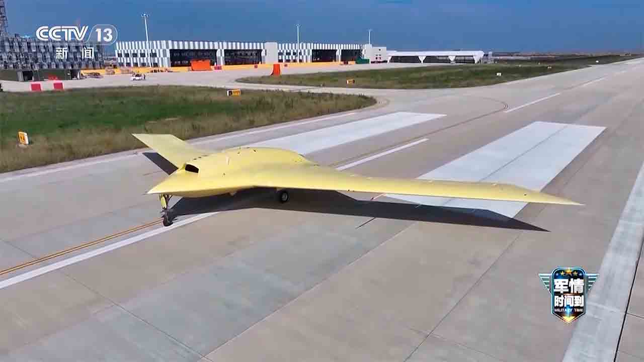 Vídeo: China Reveals New Details About the Stealth Drone CH-7 Rainbow ...