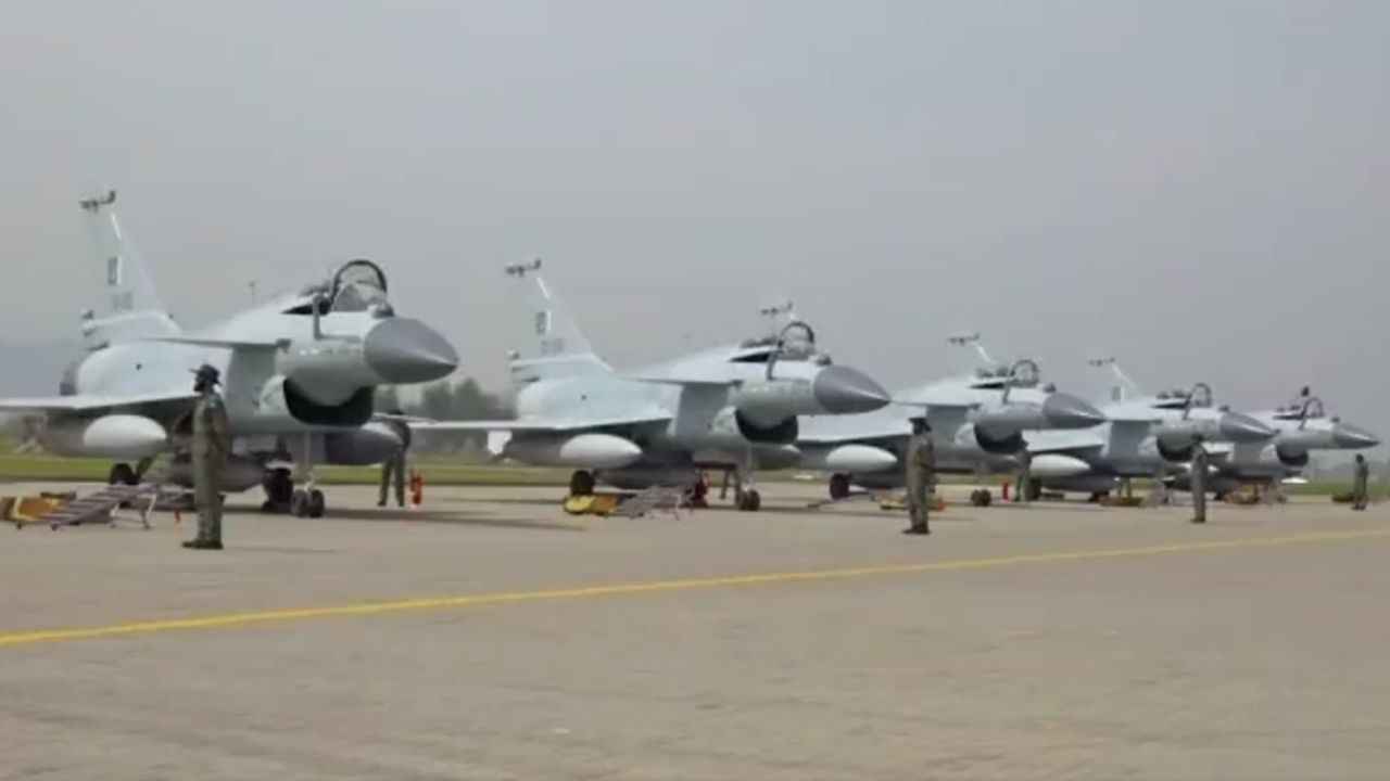 Pakistan claims to have shot down 5 Indian fighter jets using Chinese J ...