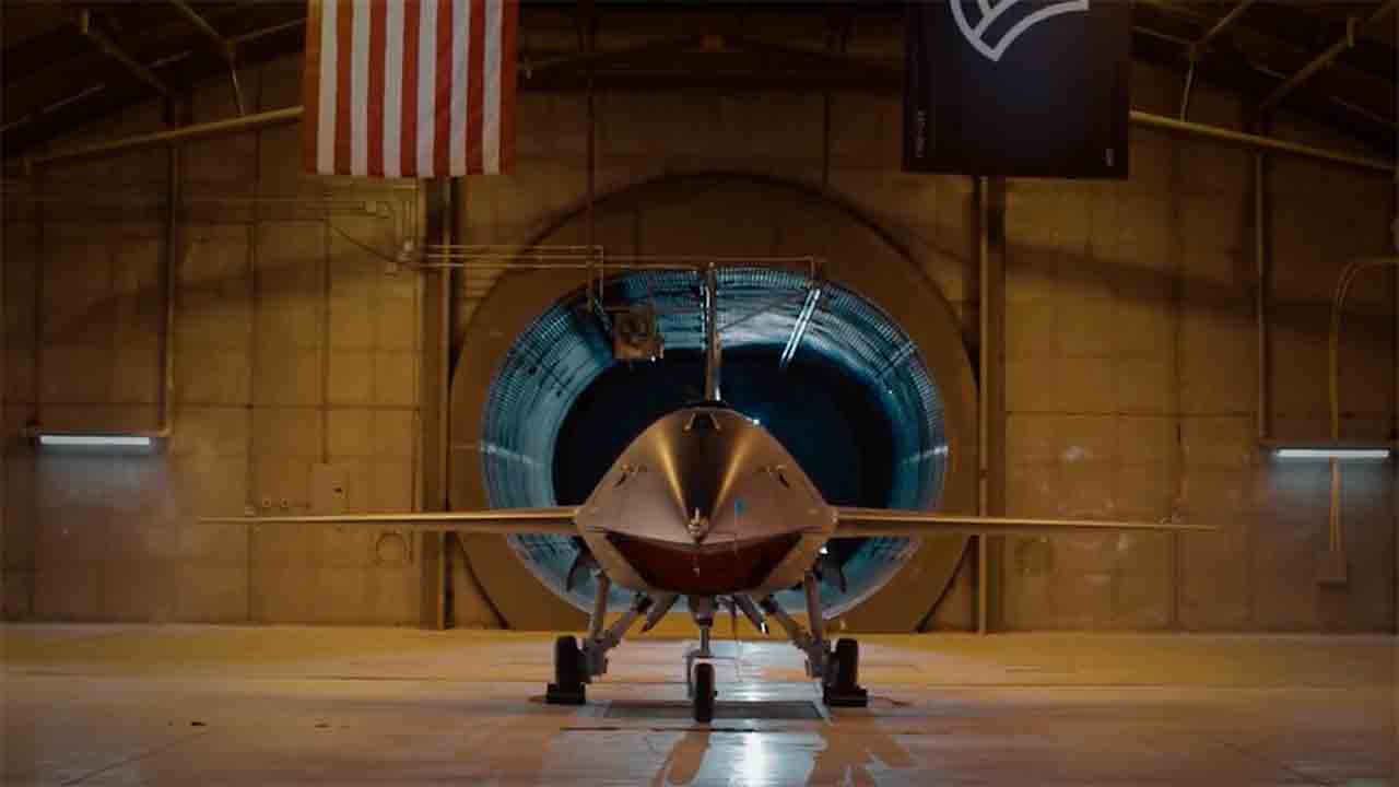 Silent and Deadly: Meet the Robotic Fighter Jets the U.S. is Developing ...