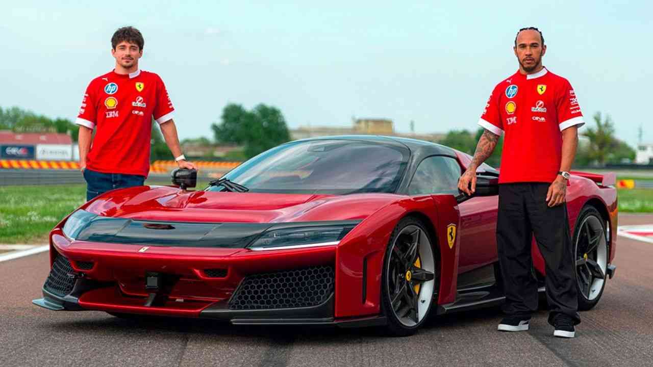 A Ferrari F80 lenyűgözi Hamiltont és Leclerc-t erejével: „a leggyorsabb ...