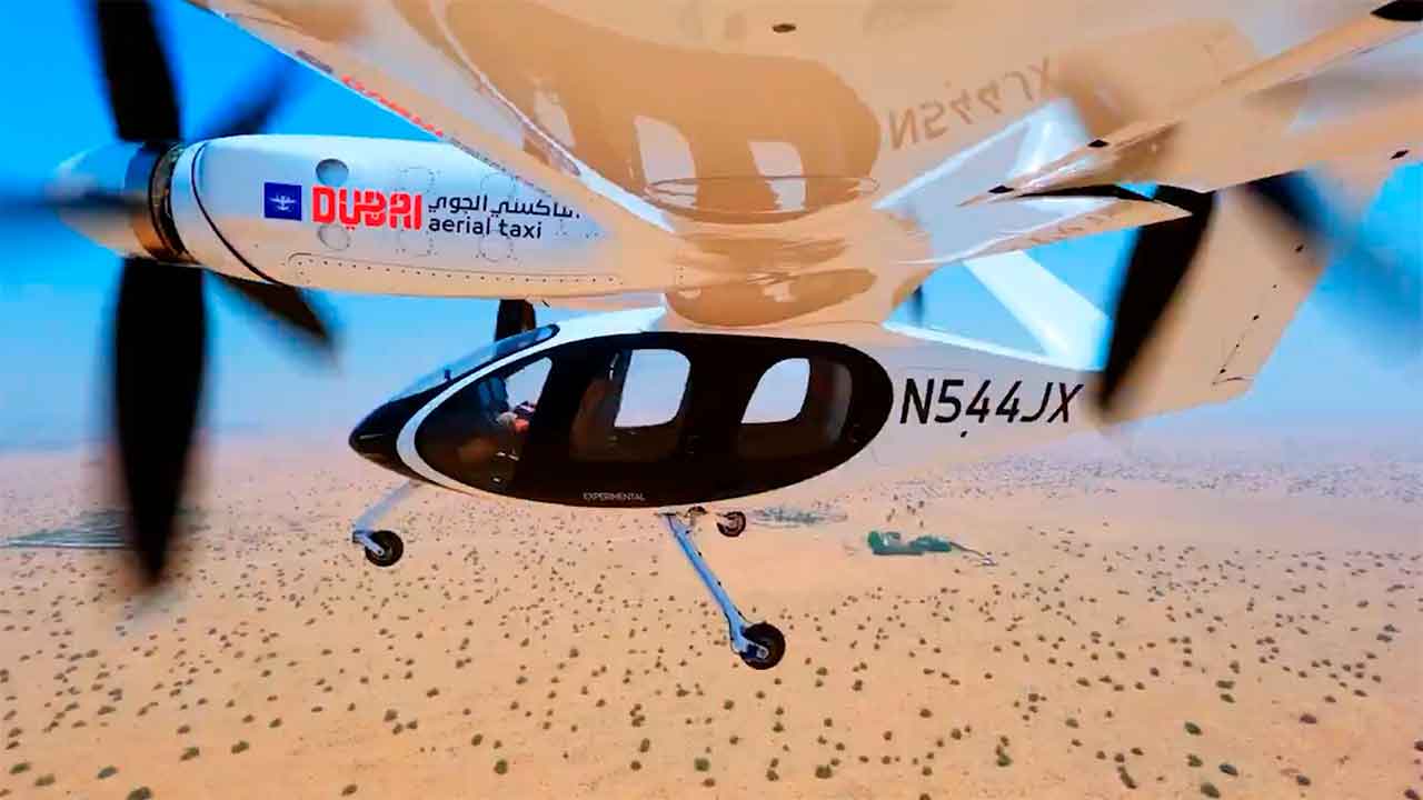Video: First Test Flight of Flying Taxi Conducted in Dubai - Carro e motos