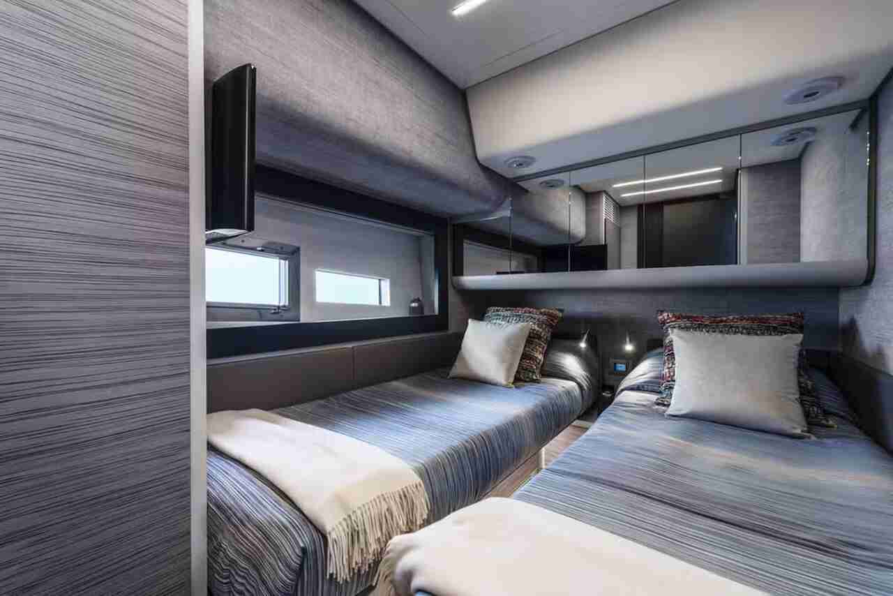 Check out George Russell’s new $3 million yacht - Carro e motos