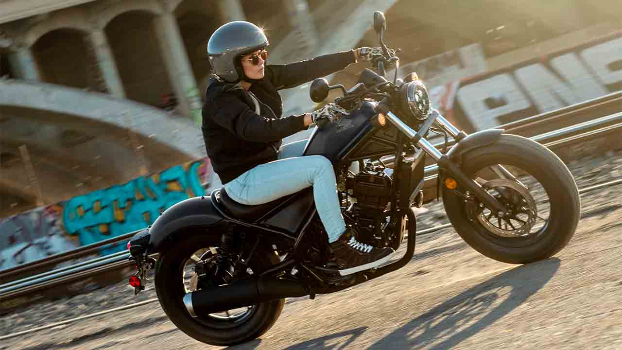 Honda unveils the Rebel 300 for the first time in Brazil during Capital ...
