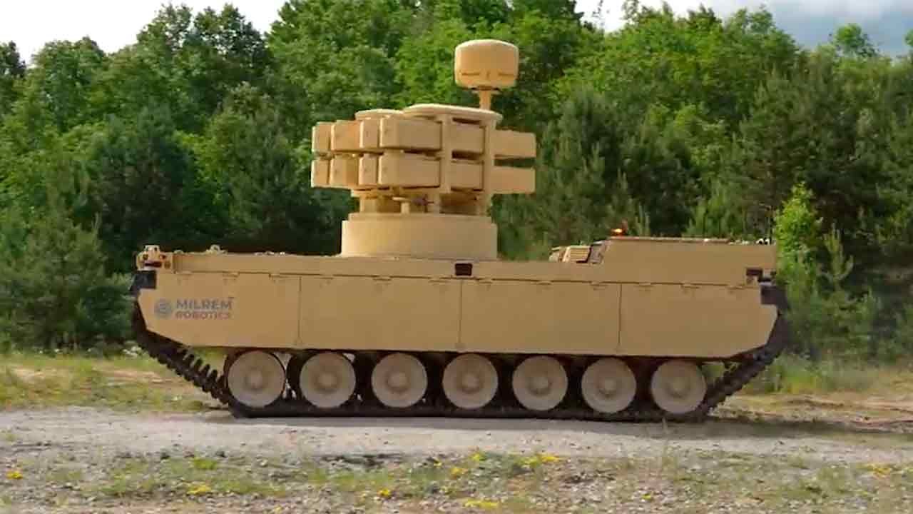ビデオ：Milrem Roboticsが高度な対戦車ミサイルMBDA Akeron LP搭載のType-Xを発表 - Carro e motos