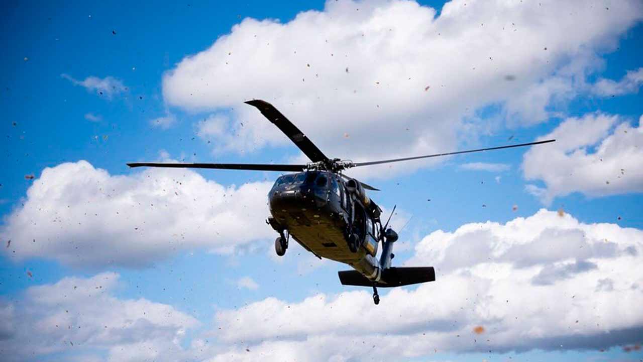 Over 20,000 people raise funds and send UH-60 Black Hawk helicopter to ...