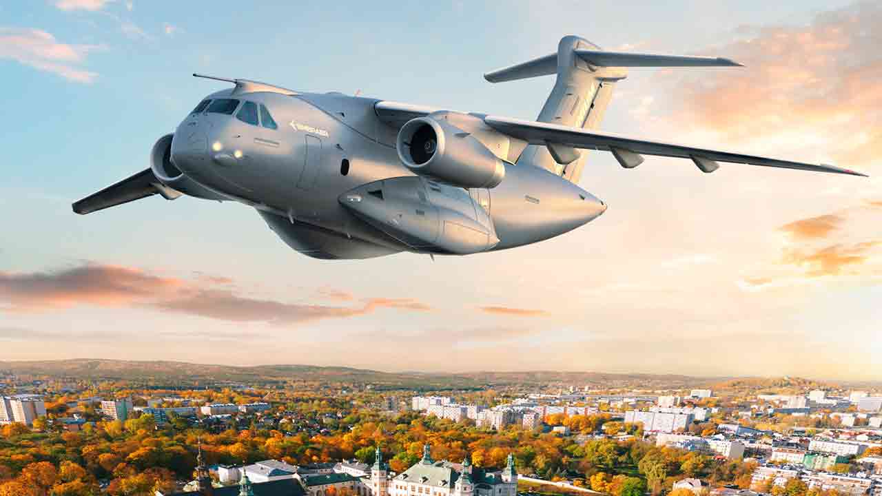 KC-390 Millennium a középpontban az Embraer debütálásán a lengyelországi MSPO védelmi ...