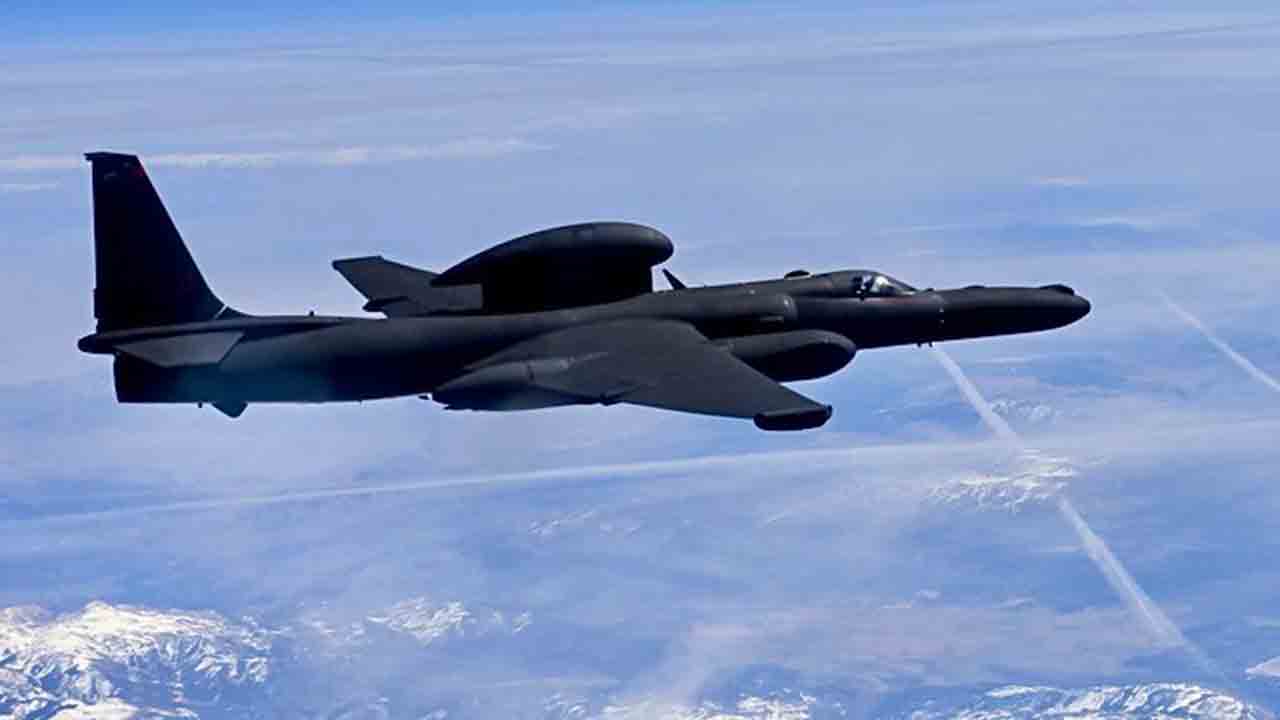 U-2 Dragon Lady sætter rekorder under flyvning i anledning af 70 års ...