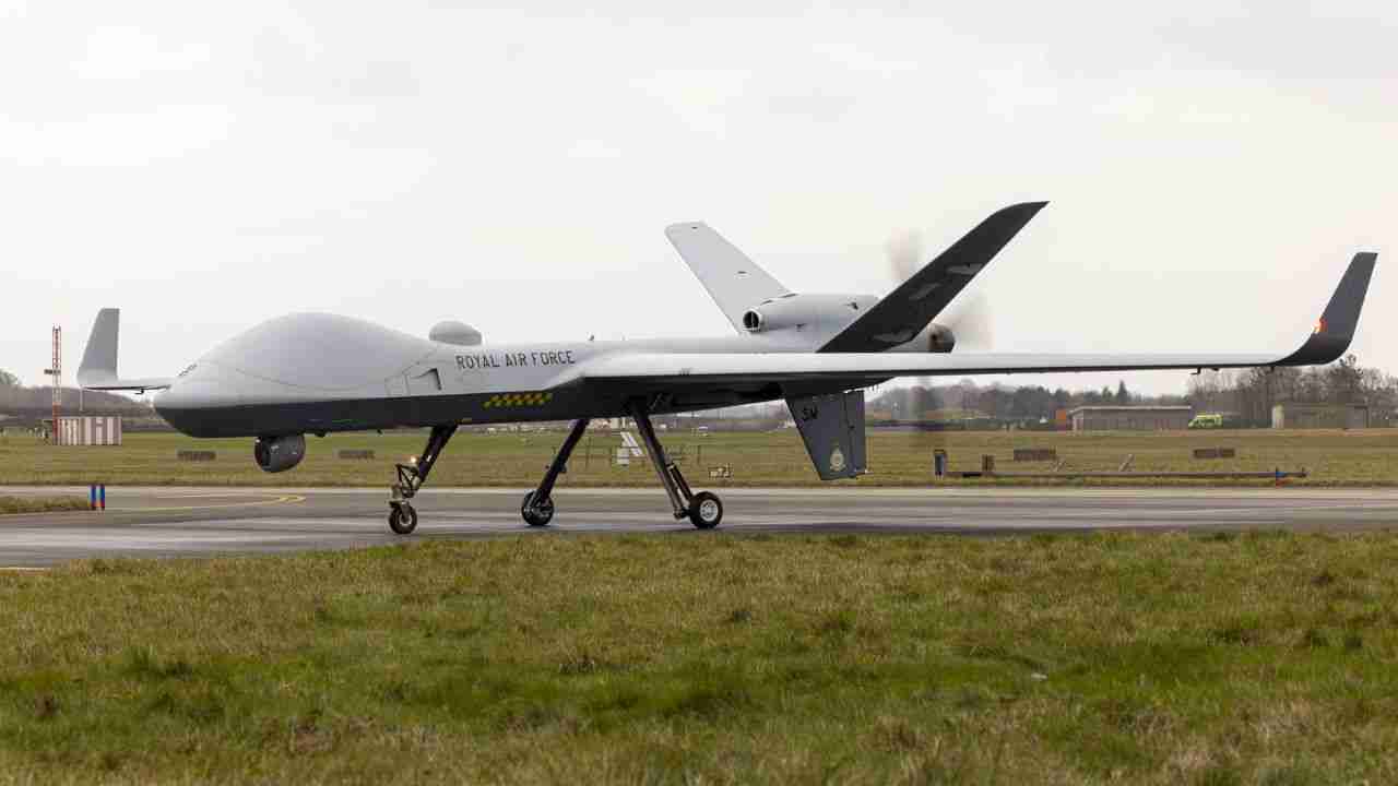 British Defense highlights new milestones of the Royal Air Force in ...