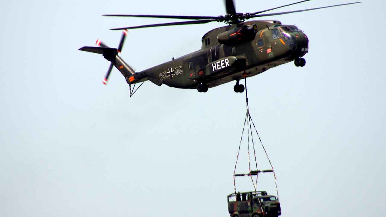 아르헨티나, 독일 육군이 퇴역시킨 CH-53G 헬리콥터 도입 검토 - Carro e motos