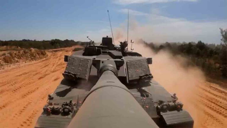 Video: British Army completes mobility tests of the Challenger 3 tank ...