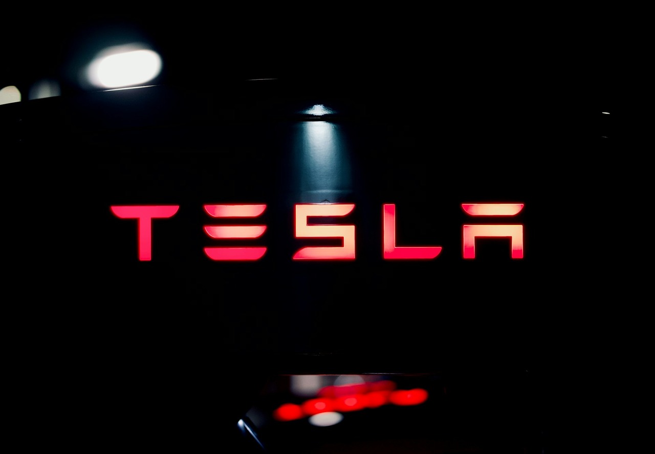 Market Share of Tesla in the U.S. Hits Lowest Level in 8 Years - Carro ...