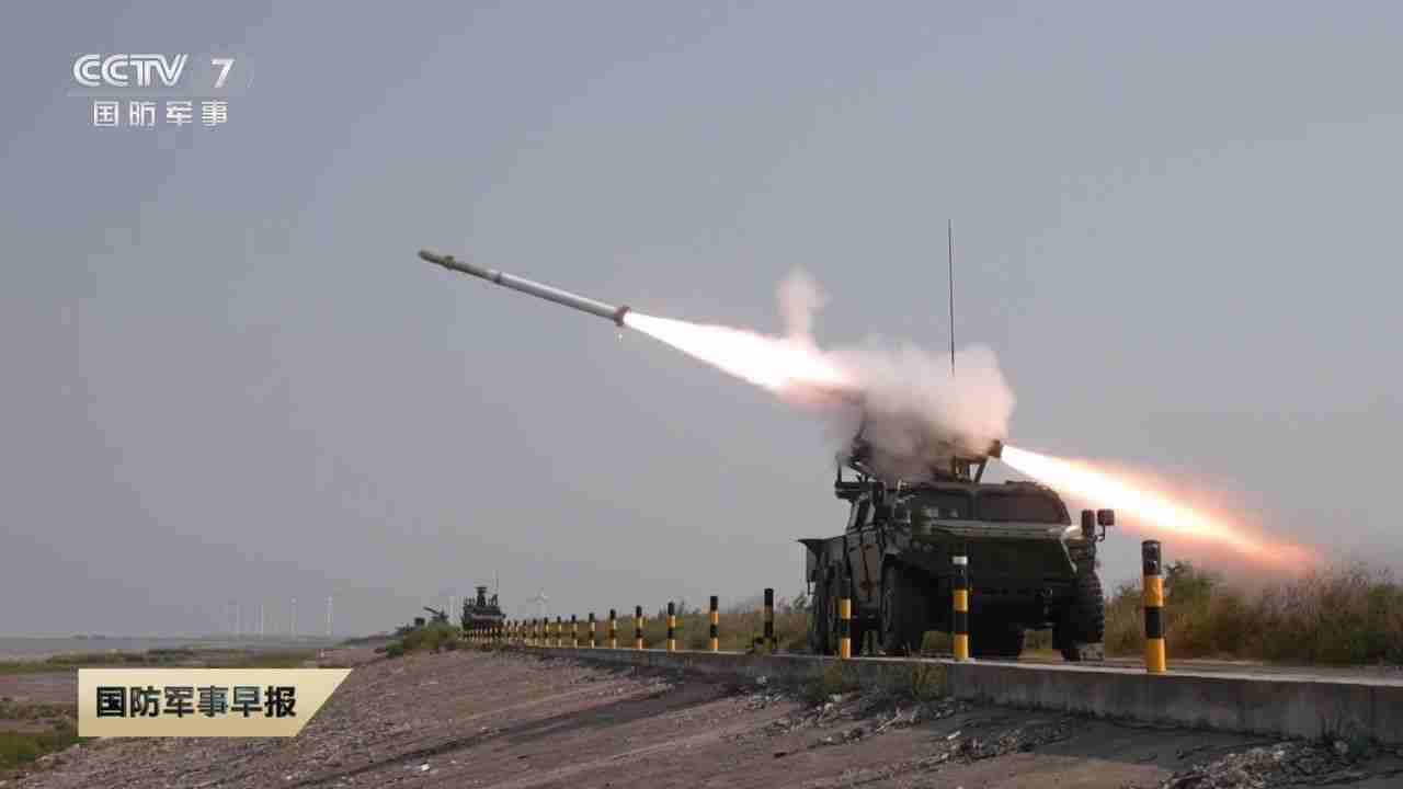 China introduceert nieuw HQ-13-systeem om luchtverdediging tegen ...