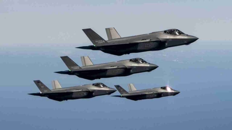 Lockheed Martin signs $12.5 billion contract to produce 148 new F-35 ...