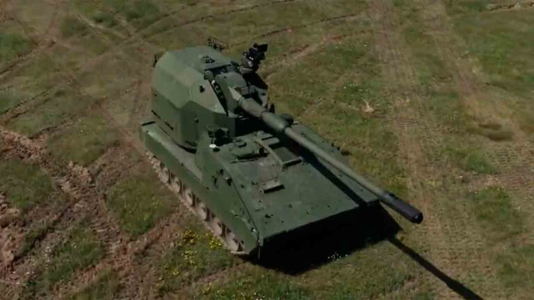 Novo canhão alemão RCH 155 TRACKED mira contratos com o Exército dos ...