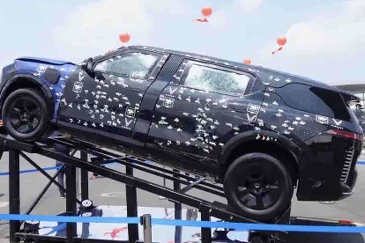 Vietnamese manufacturer unveils armored SUV capable of withstanding ...