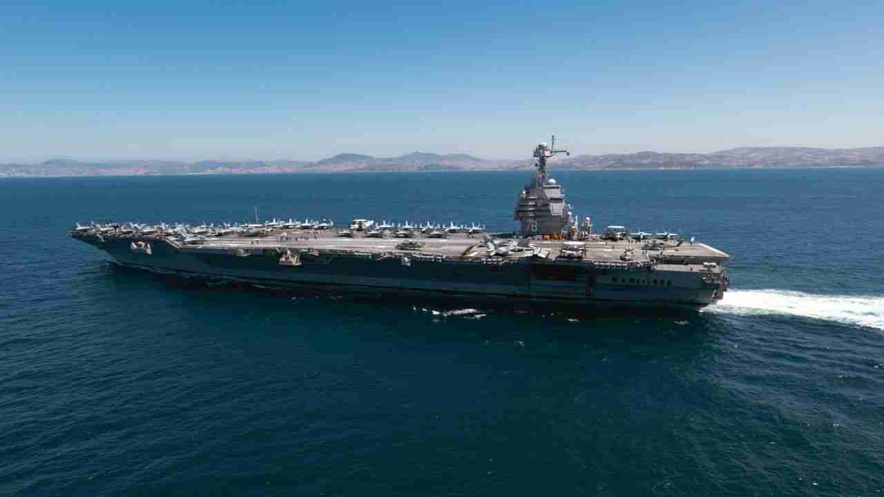 Hangarskibet USS Gerald R. Ford ankommer til Latinamerika på en mission ...