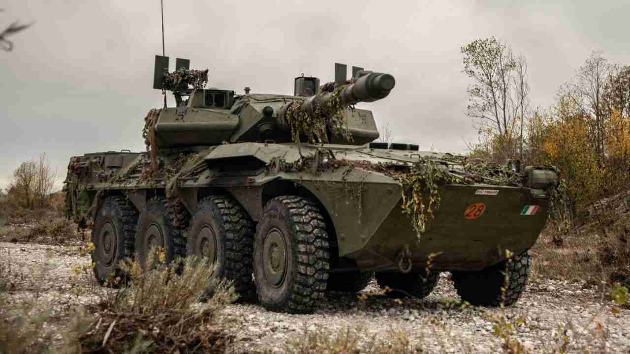 Centauro B1 Gets New Armor in Ukraine to Counter Drone Attacks - Carro ...