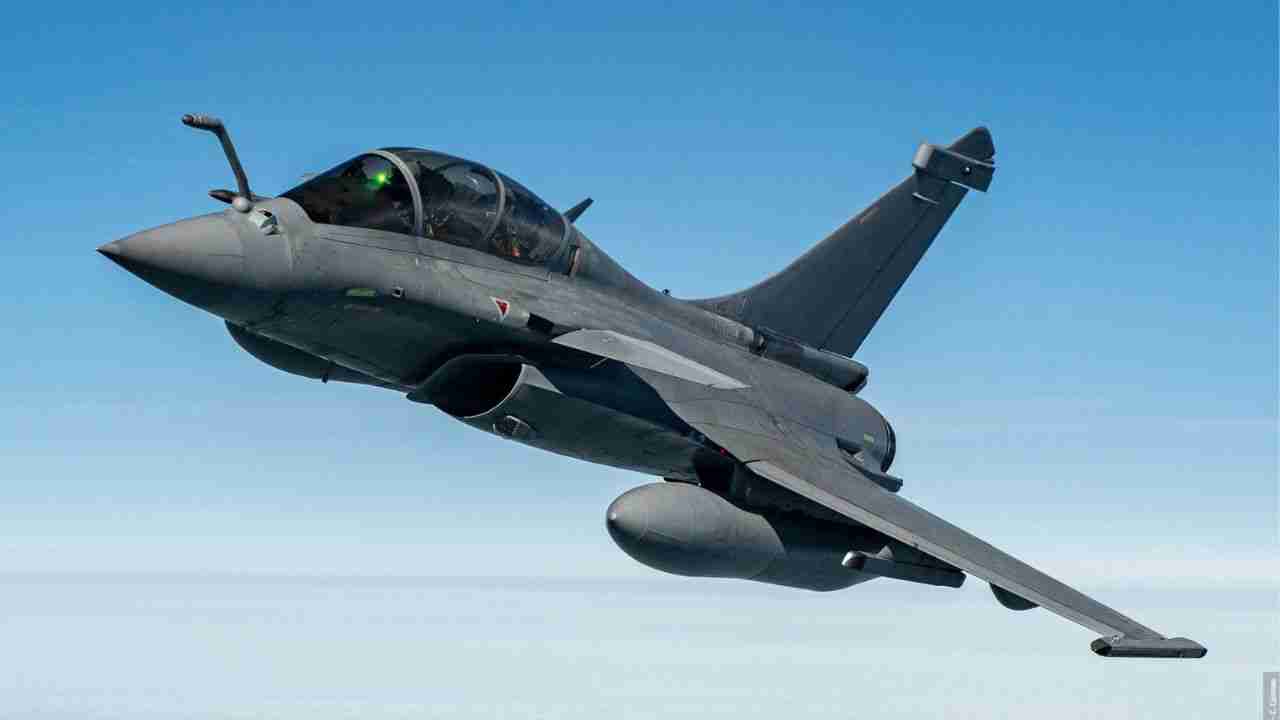 L'Ucraina negozia l'acquisto di 100 caccia Rafale con la Francia per ...