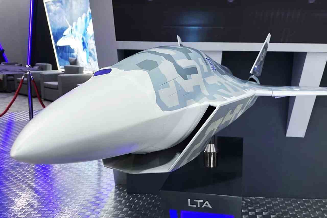 Russia confirms its Su-75 Checkmate fighter jet will fly next year ...