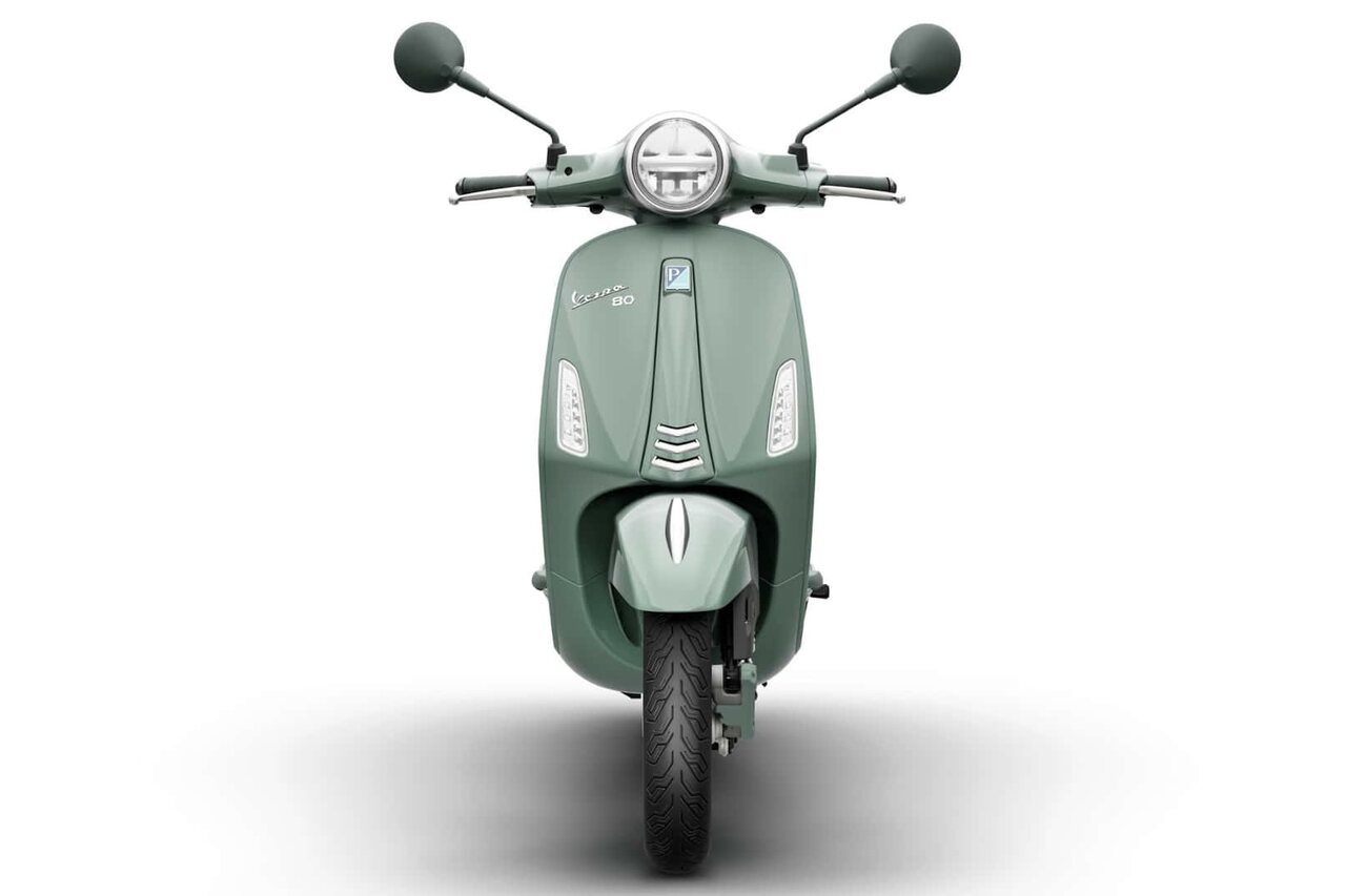 Vespa slaví 80 let speciálními edicemi skútrů Primavera a GTS - Carro e motos