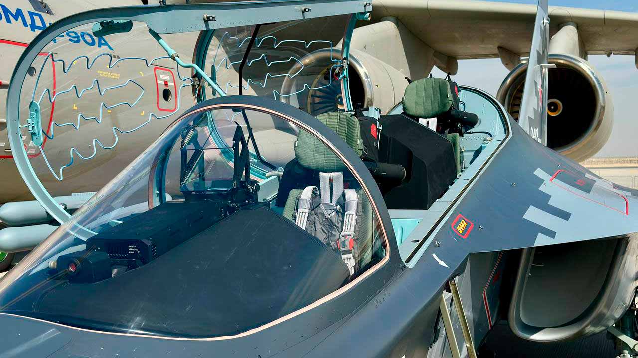 La Russia svela il rinnovato Yak-130M con capacità ampliate per ...