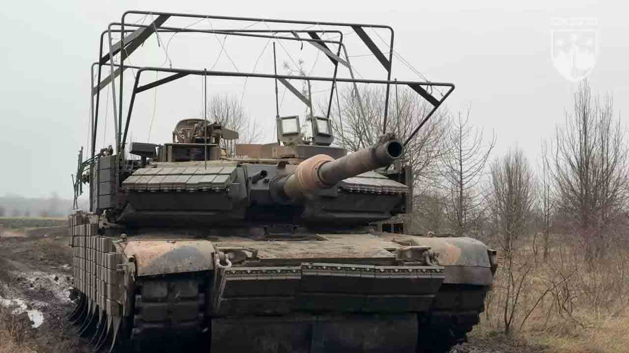 Abrams M1A1 AIM with enhanced protection enters service with Ukrainian ...