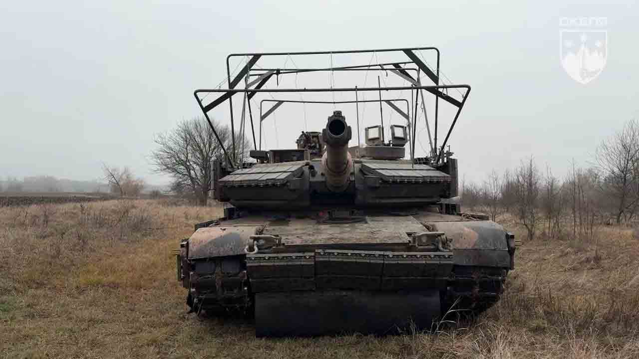 Abrams M1A1 AIM with enhanced protection enters service with Ukrainian ...