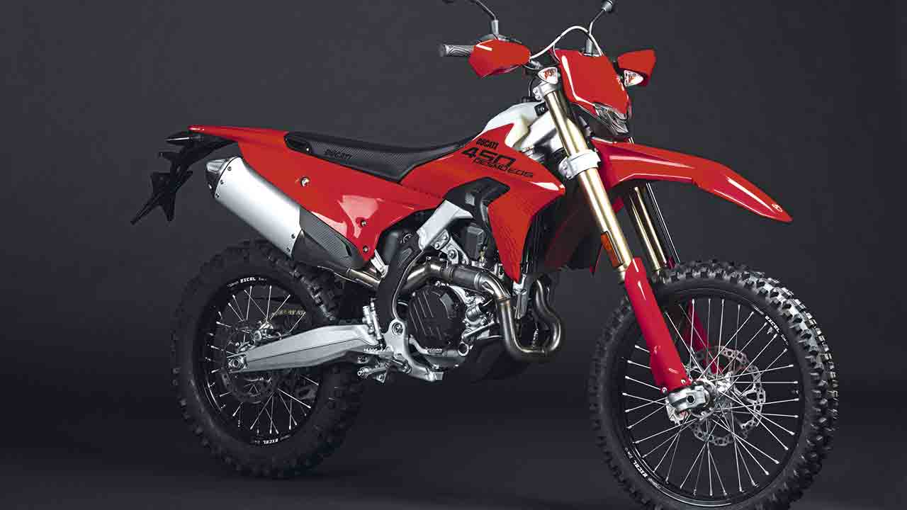 Ducati Desmo450 EDS debuteert als de eerste moderne enduro uit Borgo ...